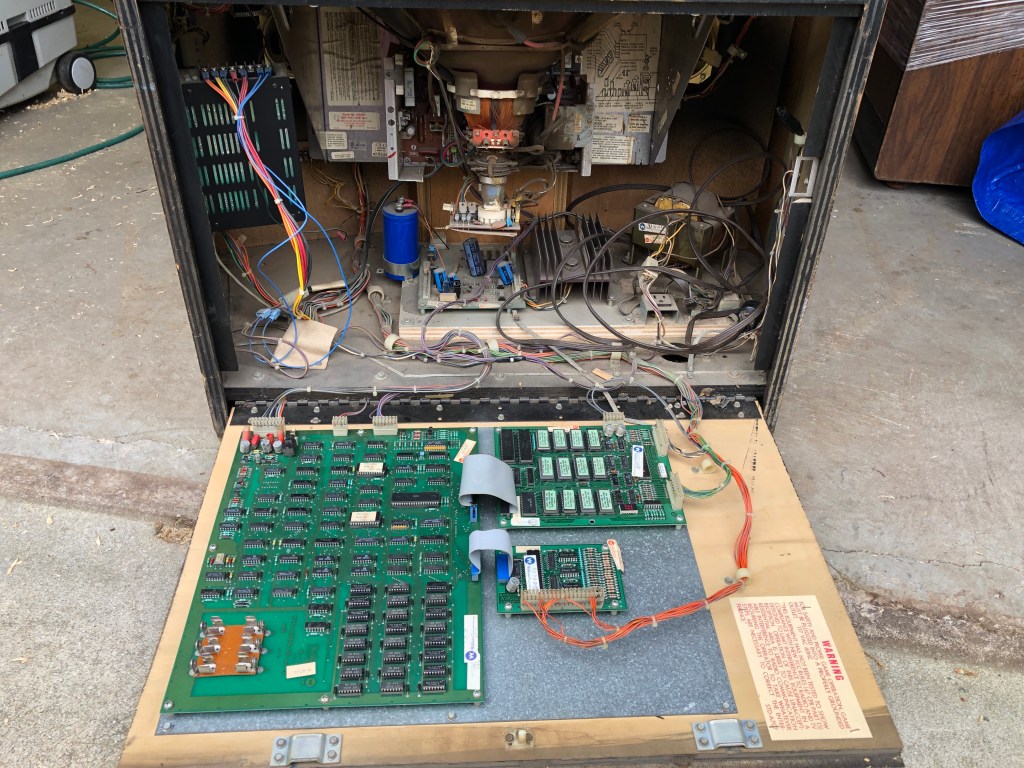 Joust Cocktail – Restoration – Lakeside Arcade